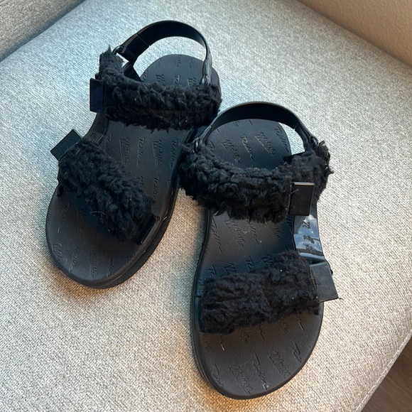 Melissa | Shoes | Fluffy Melissa Rider Papette Sandal Black | Poshmark